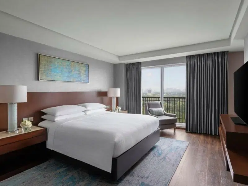 Manila Marriott Hotel | המרכז למטייל הפיליפינים