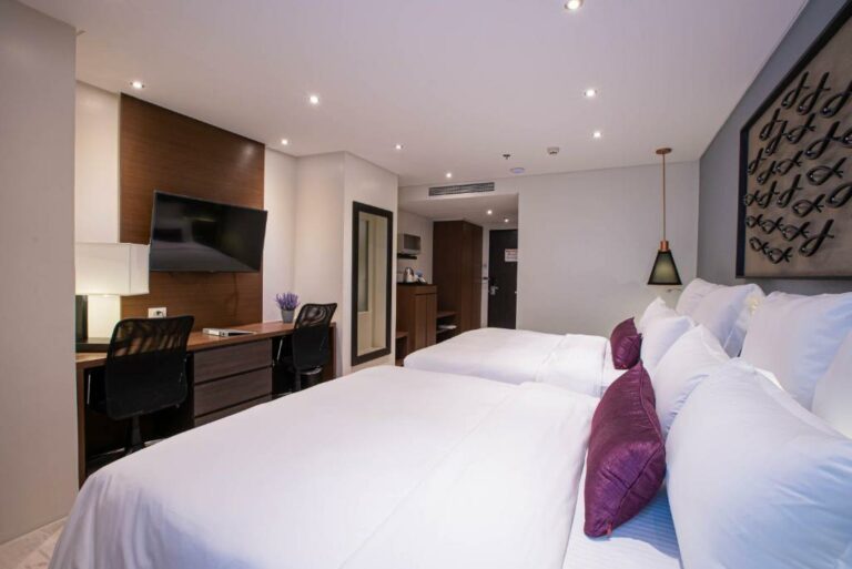 Coro Hotel | המרכז למטייל הפיליפינים