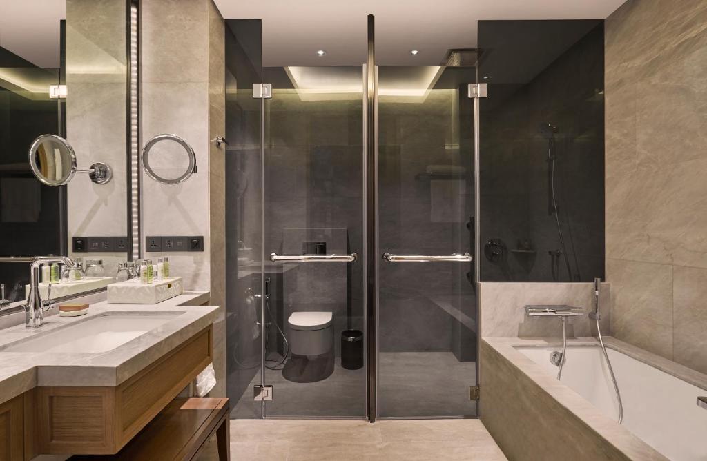 Hilton Manila Newport World Resorts | המרכז למטייל הפיליפינים